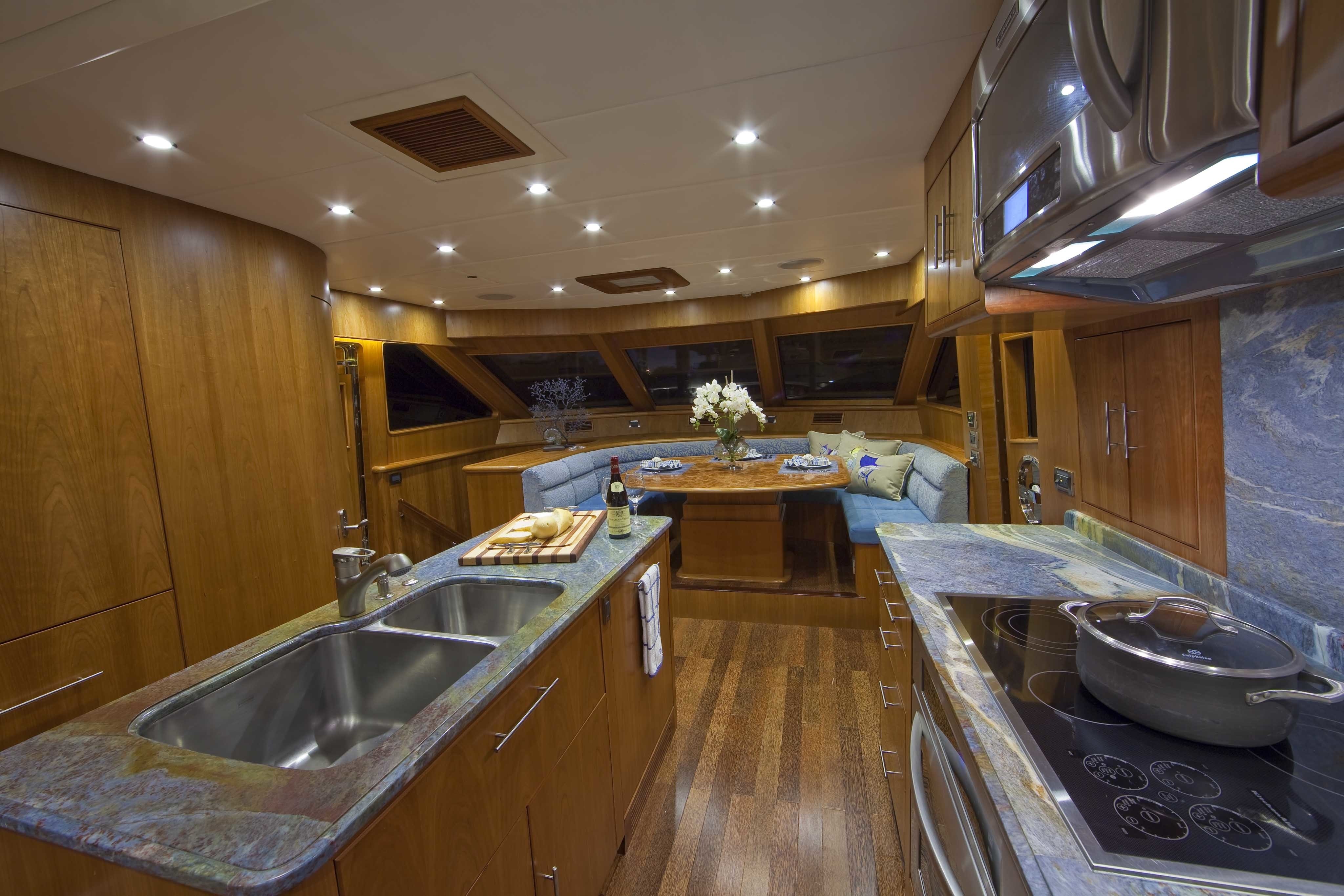 ANDIAMO Yacht Charter Details, Symbol 85 | CHARTERWORLD Luxury Superyachts